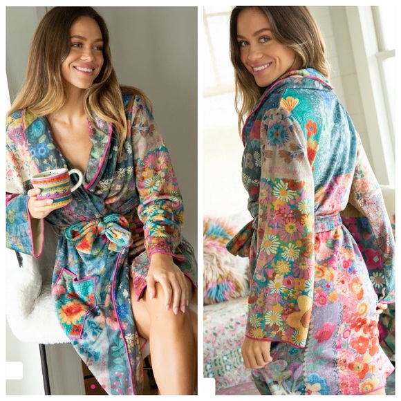 NATURAL LIFE | Intimates & Sleepwear | Natural Life Cozy Blanket Robe ...